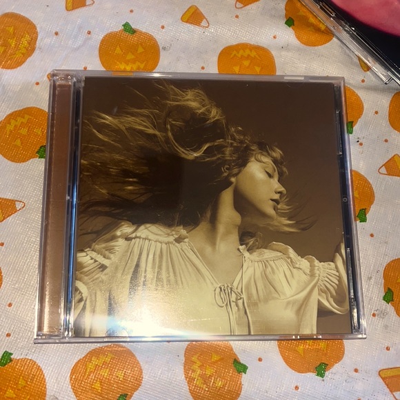 Art Taylor Swift Fearless Taylors Version Album Cd Poshmark